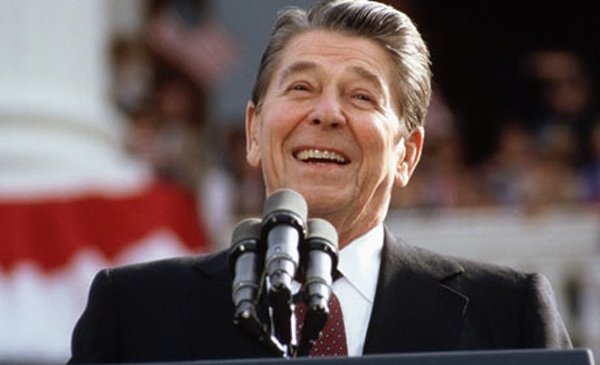 Great Moments In Advertising: 1984 Political Campaign - Branding ...
